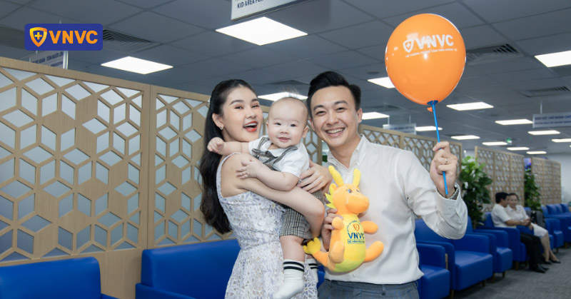 Vắc xin phòng viêm màng não mô cầu B của Ý (GSK) đã có tại hệ thống ...